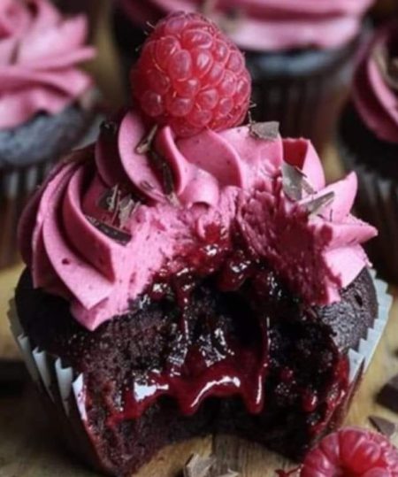 Raspberry Chocolate Lava Cupcakes - FULL RECIPE